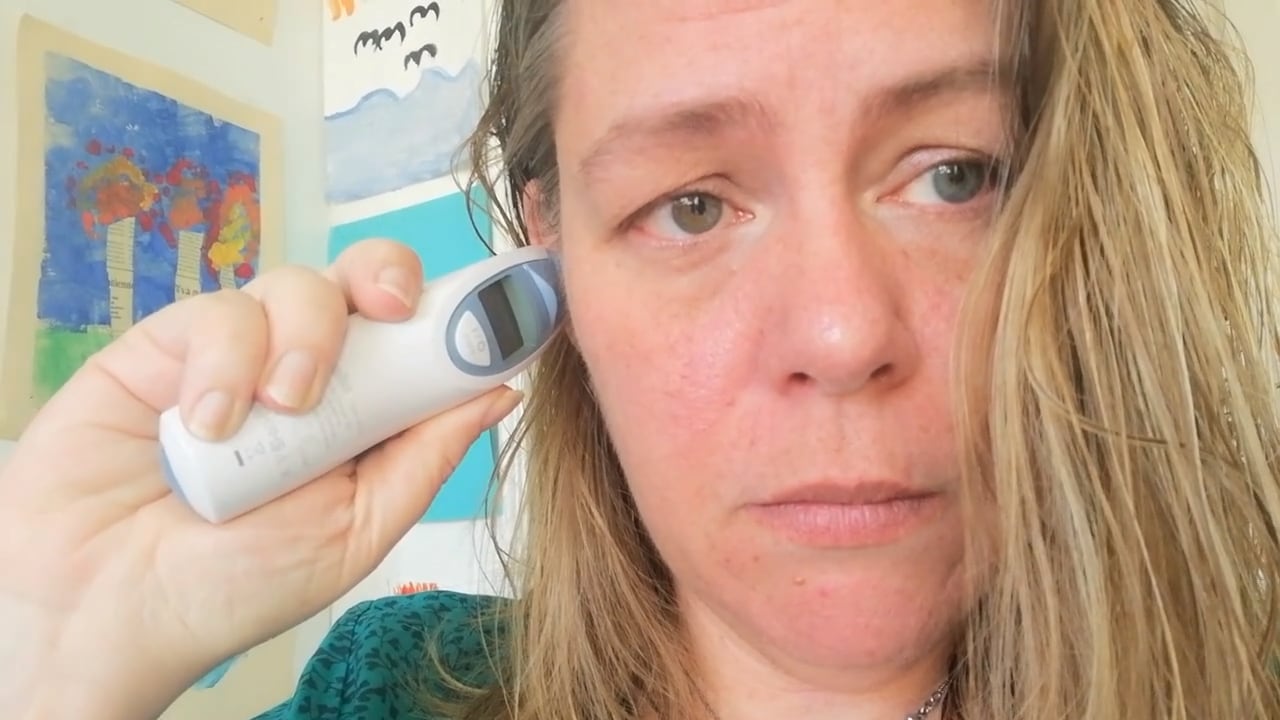 Corona-sjuka Åsa har haft feber i 96 dagar