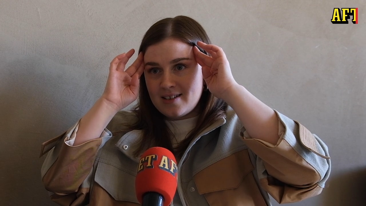 Amy Diamond om att bli Amy Deasismont