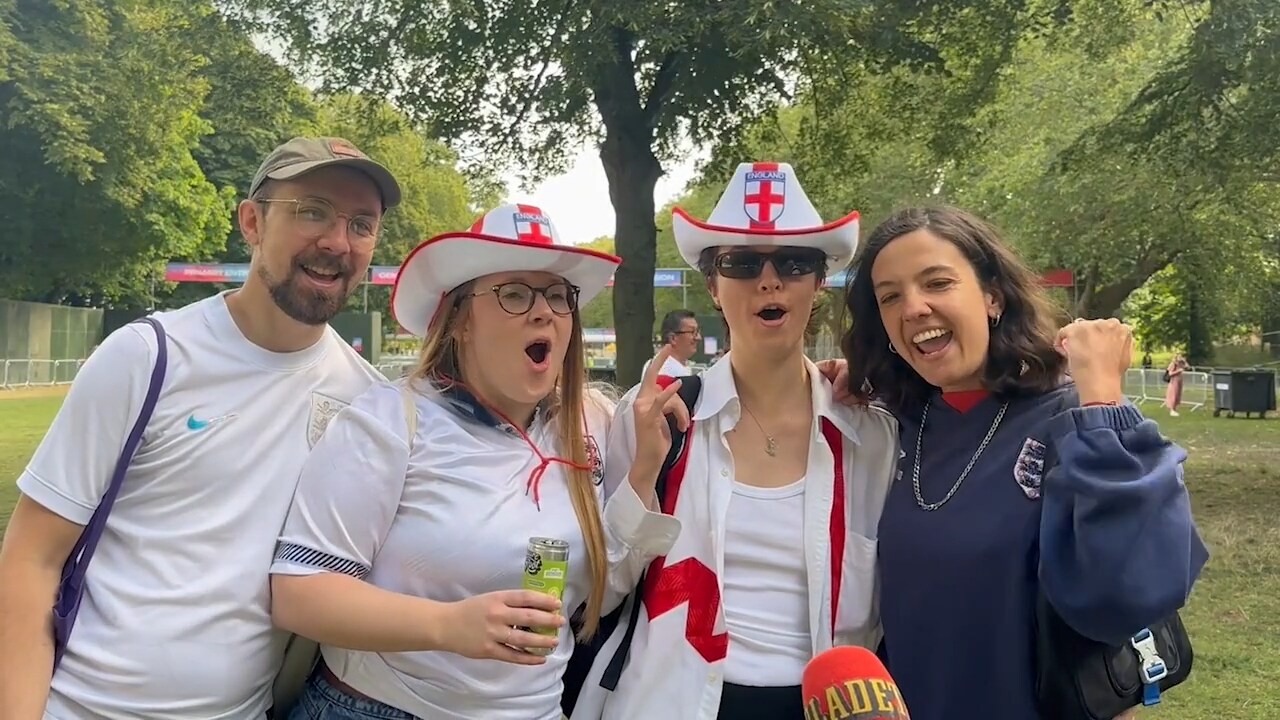 Fansen i England inför VM-finalen mot Spanien - Aftonbladet TV