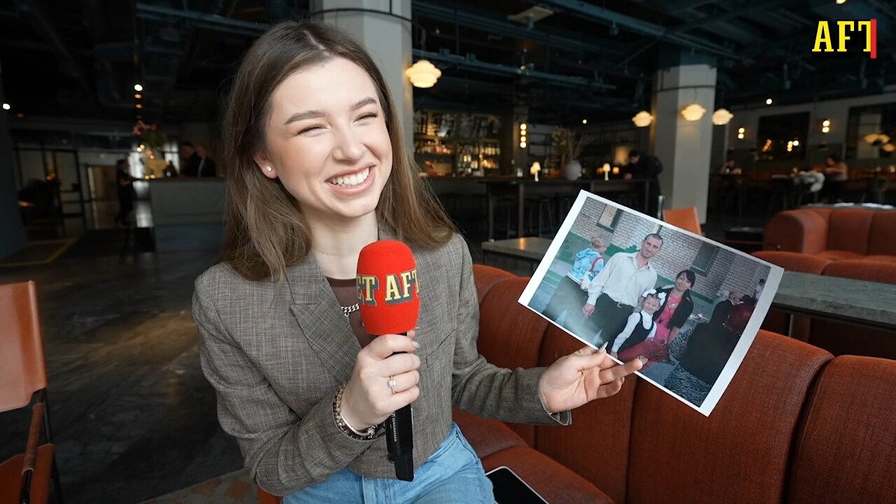 Bilder från barndomen med Maria Sur: ”Jag hatade den frisyren ...