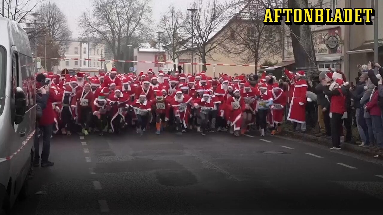 Tyska tomtar firar advent i jultomtelopp - Aftonbladet TV