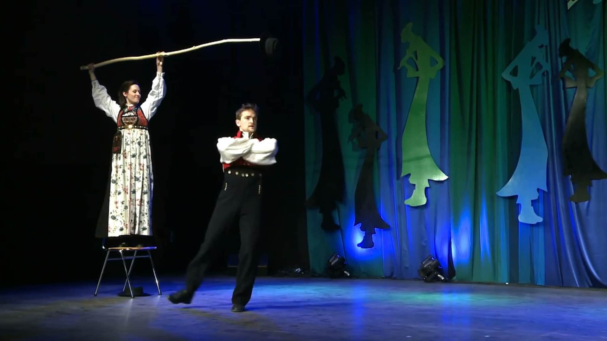 Slik vant han NM i hallingdans for tredje året på rad