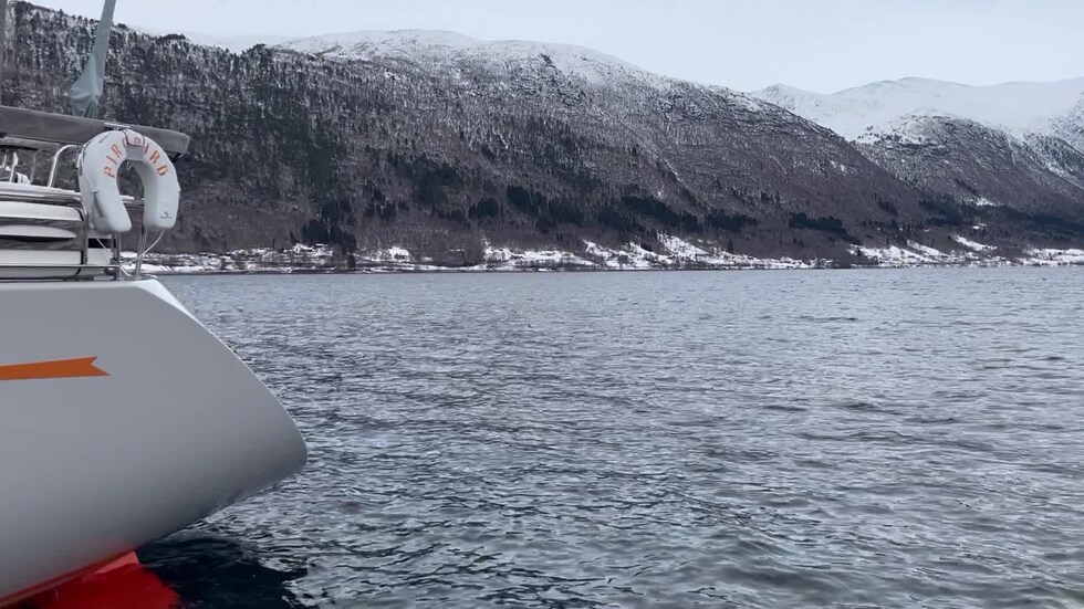 88 fot og mast på 37 meter – her ligger båten