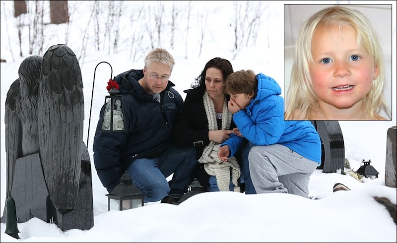 Kvalt av sin egen sykkelhjelm: Ingen så Victoria (3) dø