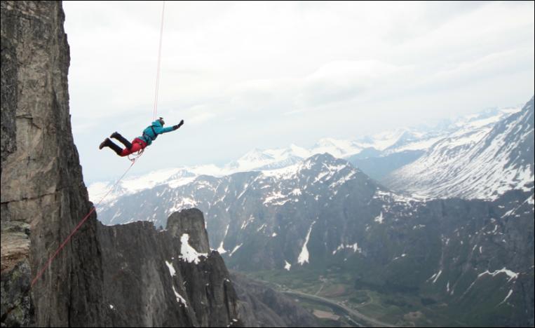 Dingler 1100 meter over bakken - satte trolig verdensrekord - VGTV