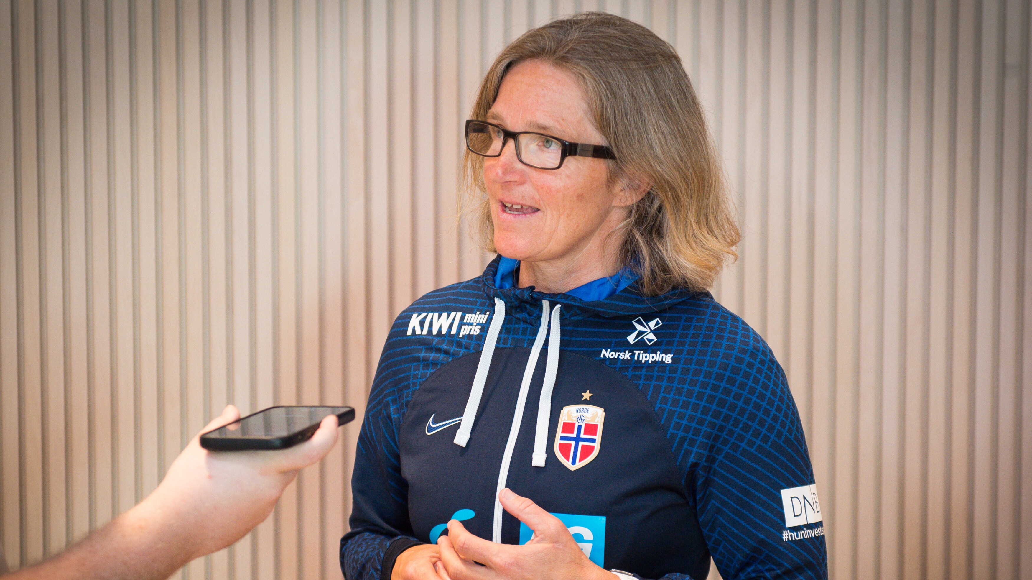 DIREKTE: Hege Riise tar ut landslagstroppen før privatlandskamper - VGTV