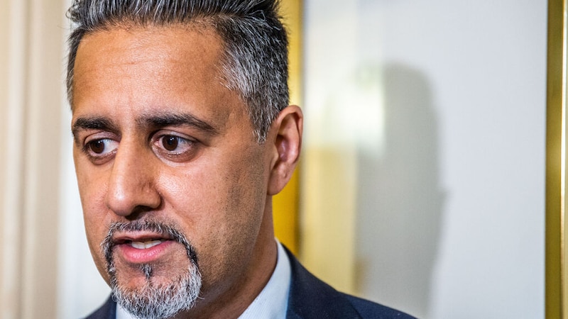 Kulturminister Abid Raja gir ingen løfter for kulturlivet i 2021