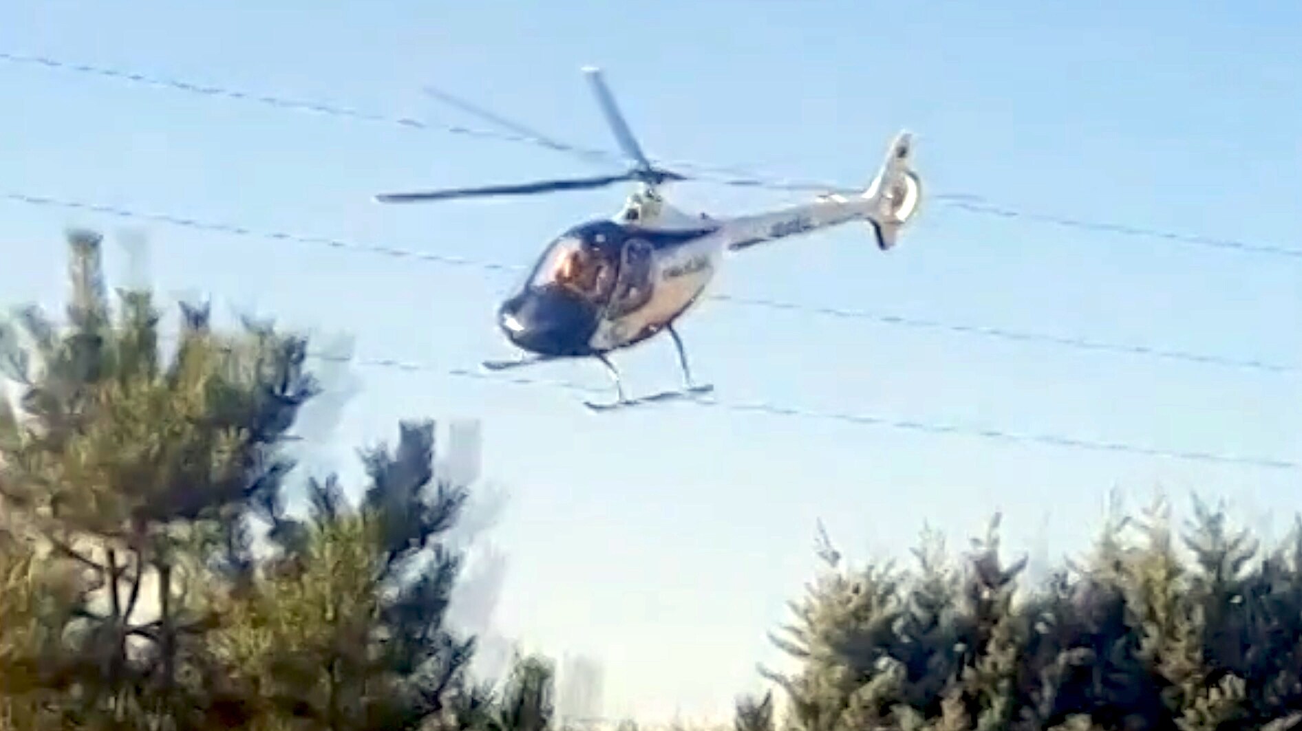 Video: Helikopter tas av vinden og styrter - VGTV