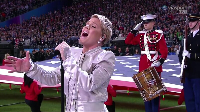 Pink slo tilbake mot Twitter-hets