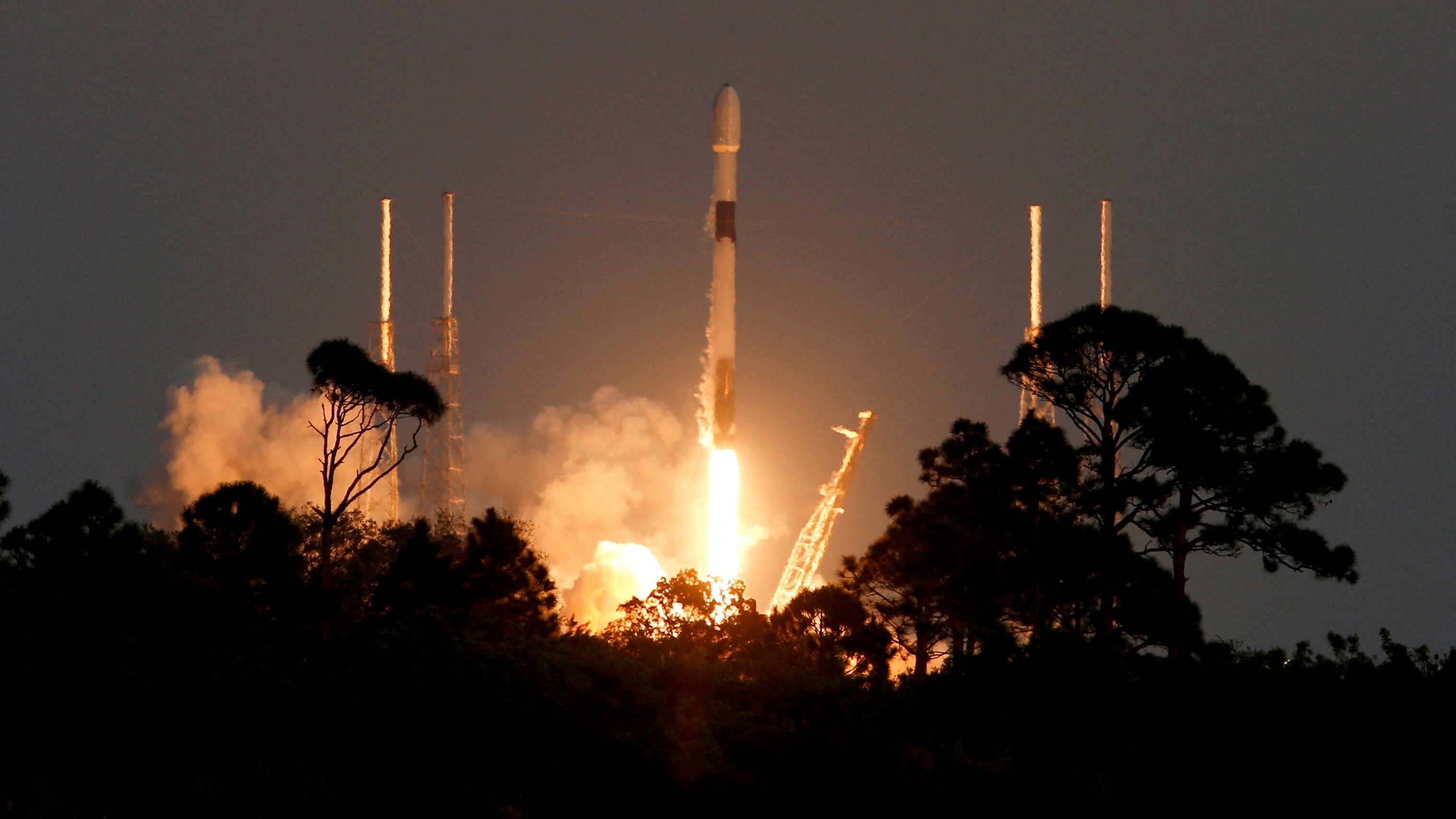 DIREKTE: Spacex skyter opp Falcon 9 - VGTV