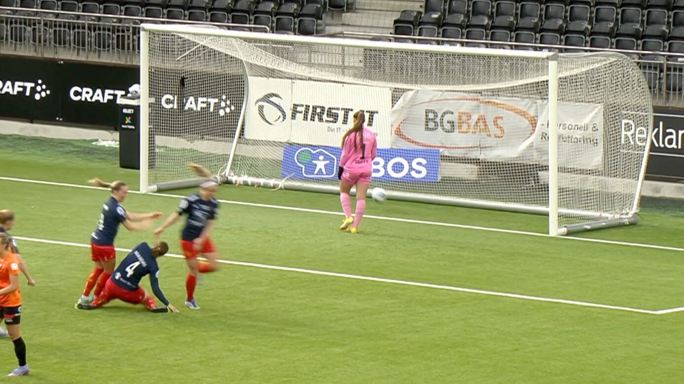 Røa vant 4-0 borte mot Åsane i serieåpningen i Toppserien - VGTV