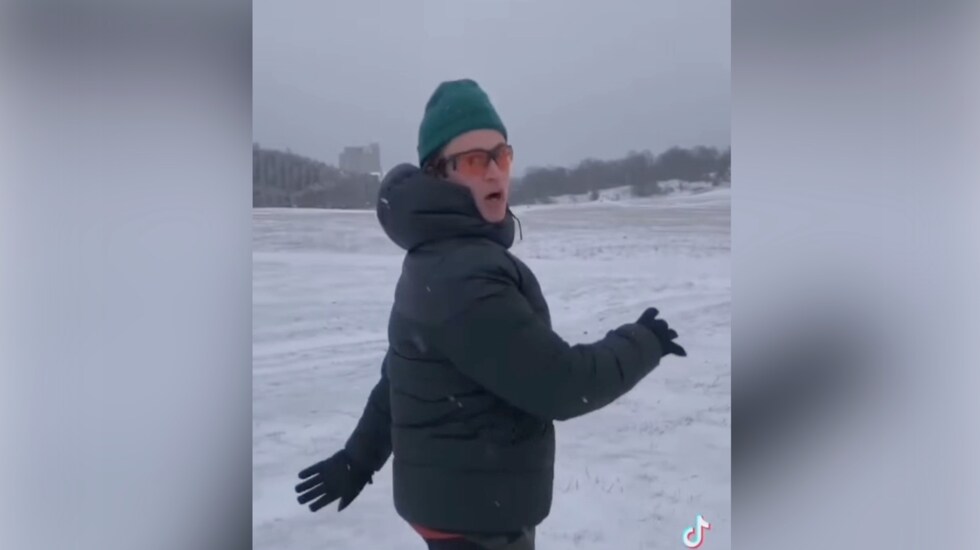 Svensk Parodi Av Nordmenn Går Viralt Vgtv