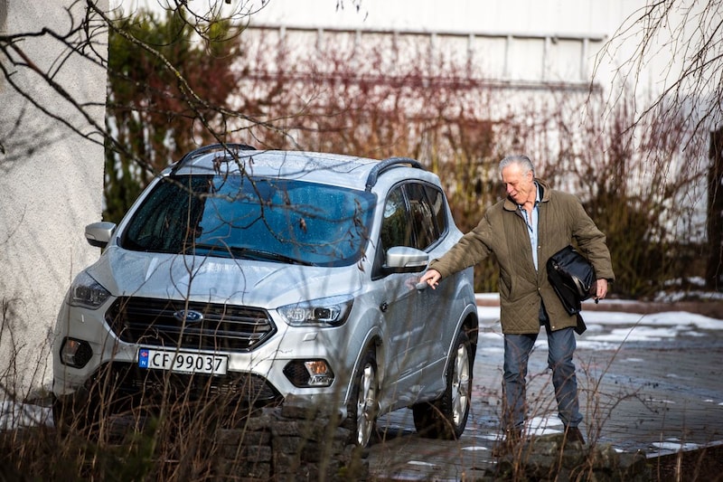 Politiet får fortsette ransakingen hos Tom Hagen