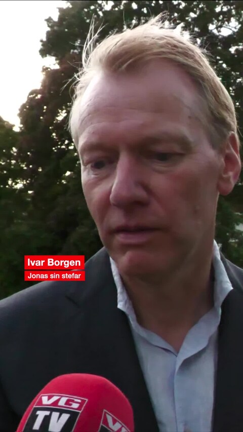 Jonas sin stefar takker bilmiljøet - VG Jonas sin stefar takker bilmiljøet - VG
