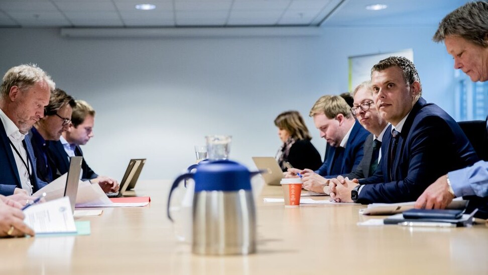 VG Nyheter: Justisministeren bekymret for blind vold - VGTV