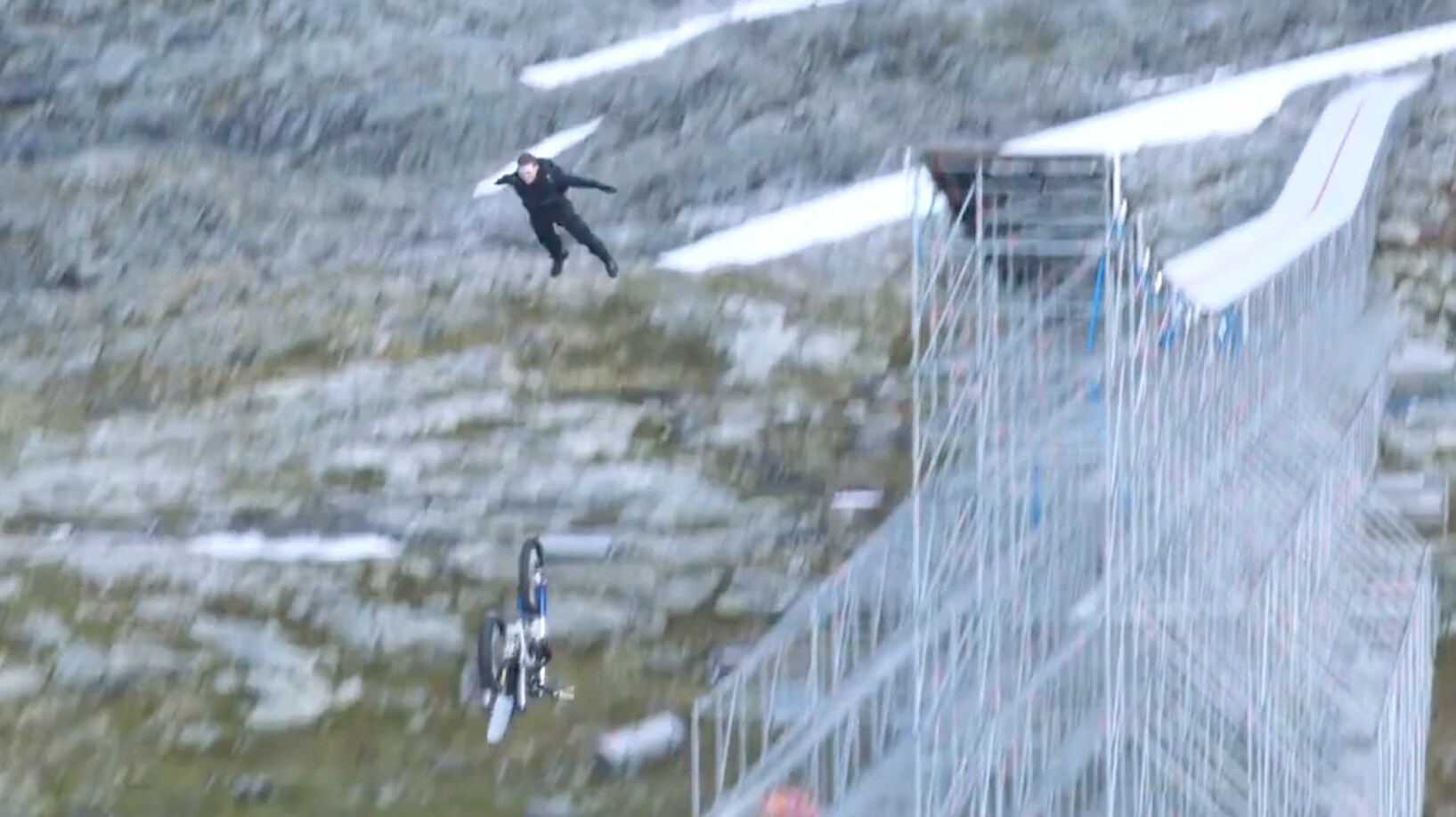 Skal være tidenes største film-stunt i Mission: Imposible Dead ...