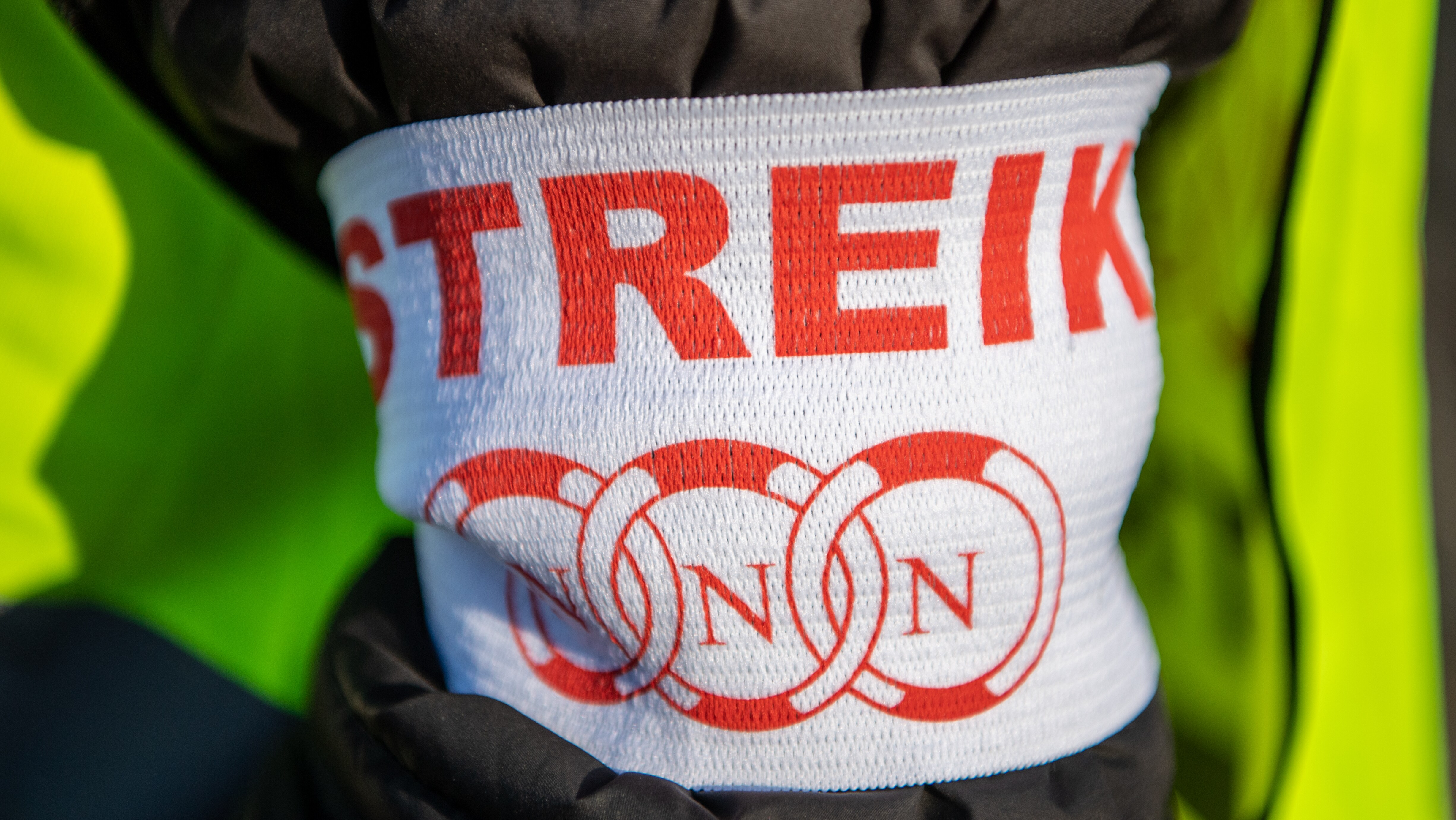 Storstreik: Her får du siste nytt om streiken - VGTV